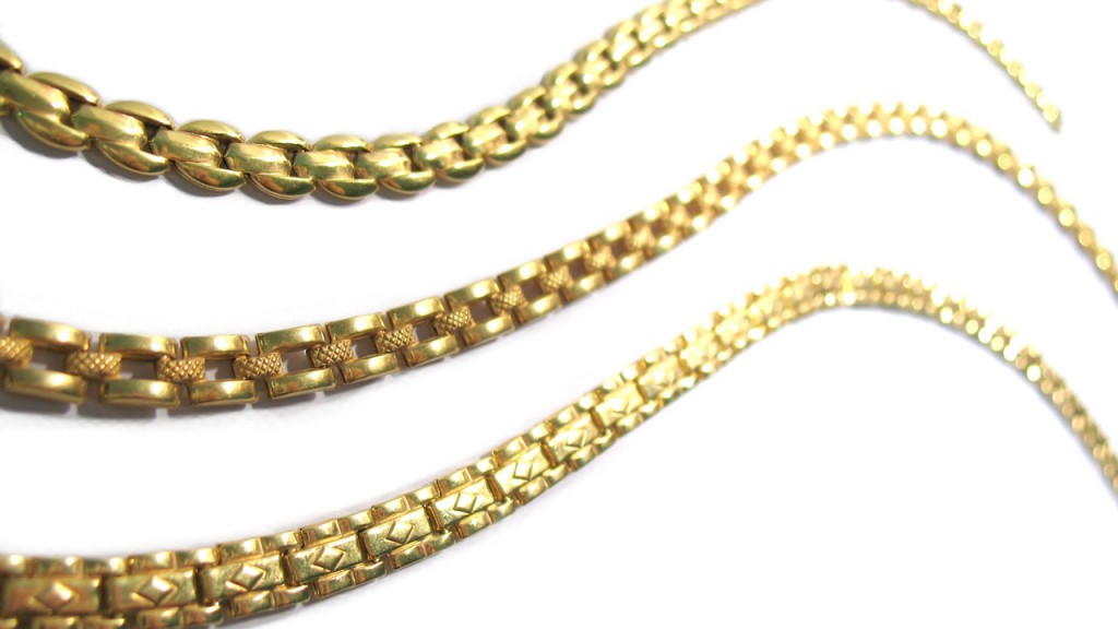 Molds for link chains