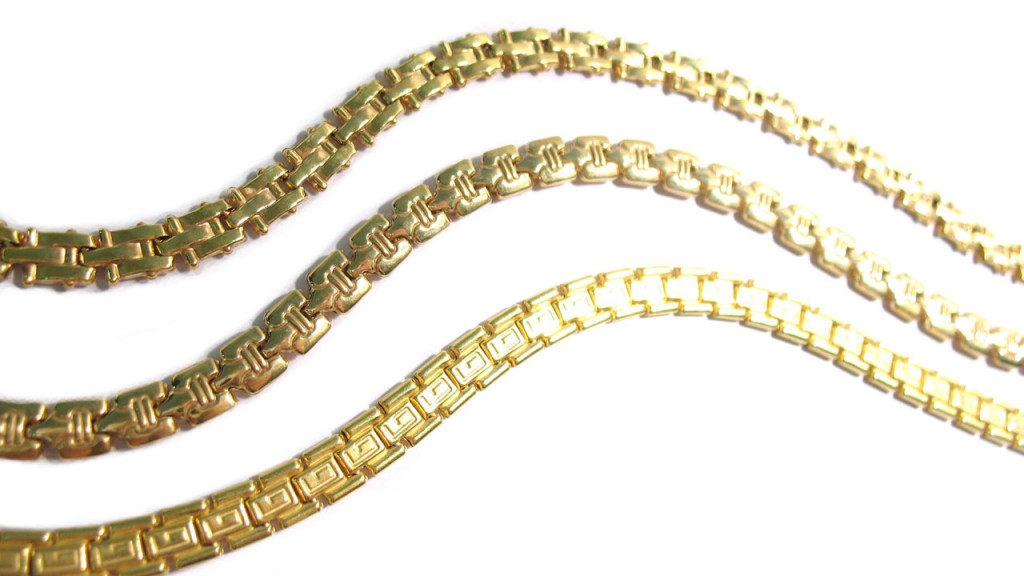 Molds for link chains